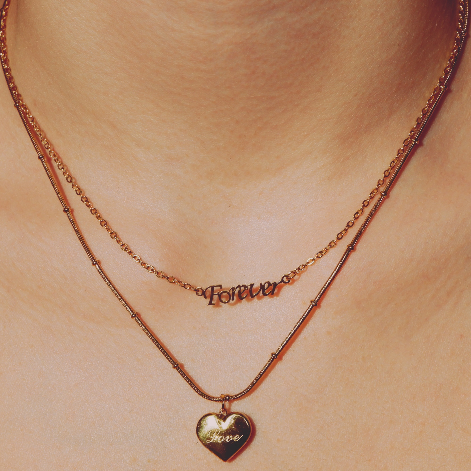 Set cadou pentru Mama - lantisor dublu cu pandantiv in forma de inima ...