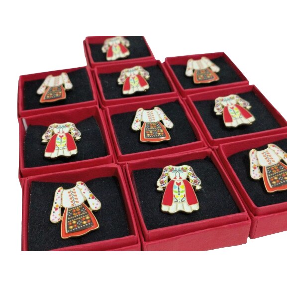 Set 10 Martisoare de tip Brosa - Martisor Traditional Port Popular, in ...