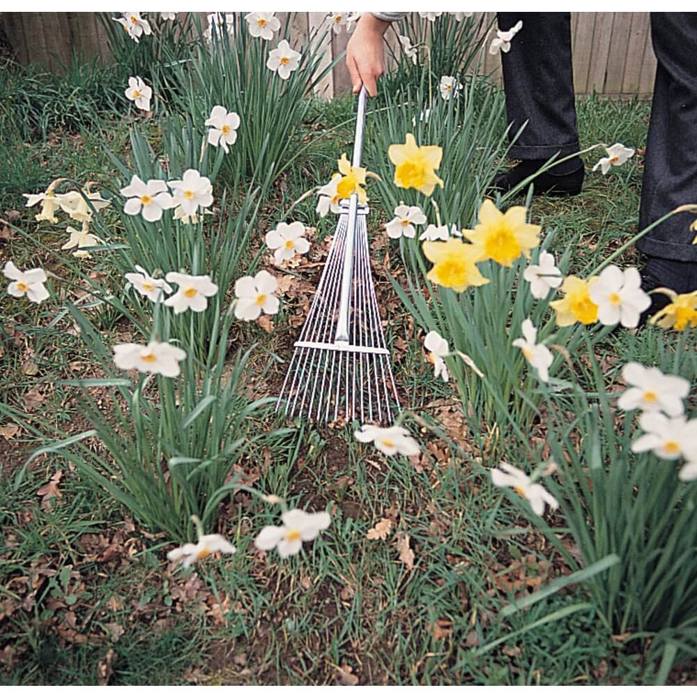 Grebla reglabila pentru gazon 190 - 570 mm Draper - eMAG.ro