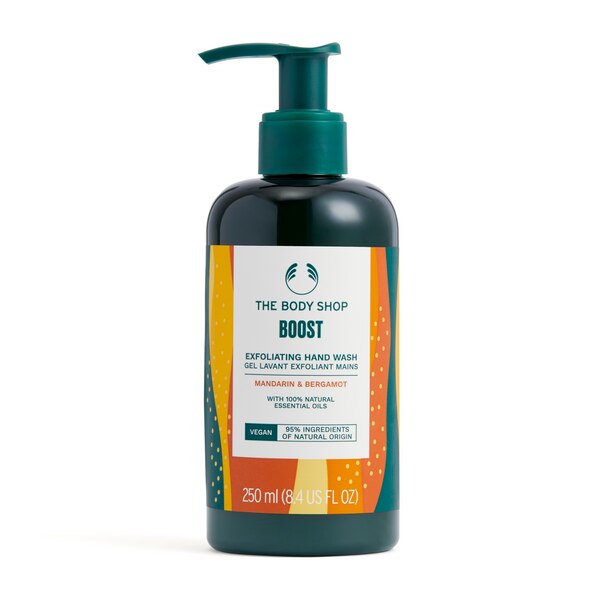 Gel pentru exfolierea si spalarea mainilor Boost, The Body Shop, 250 ml ...