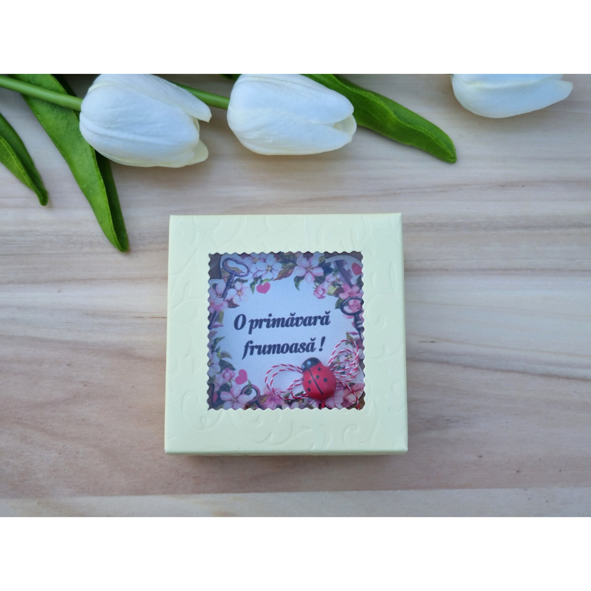 Martisor floare, O primavara frumoasa, 7 cm - eMAG.ro