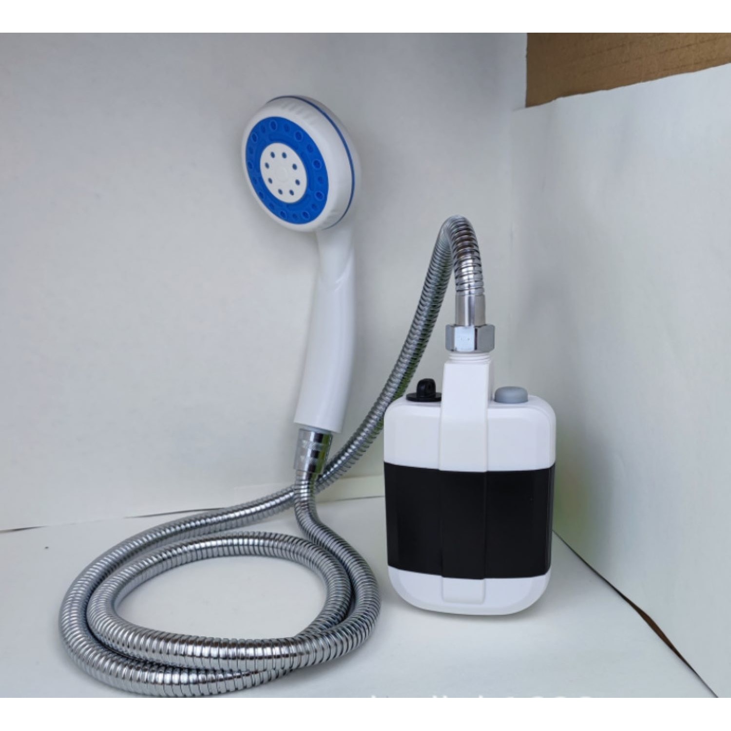 Dus portabil pentru camping, potrivit pentru dus interior/exterior ...