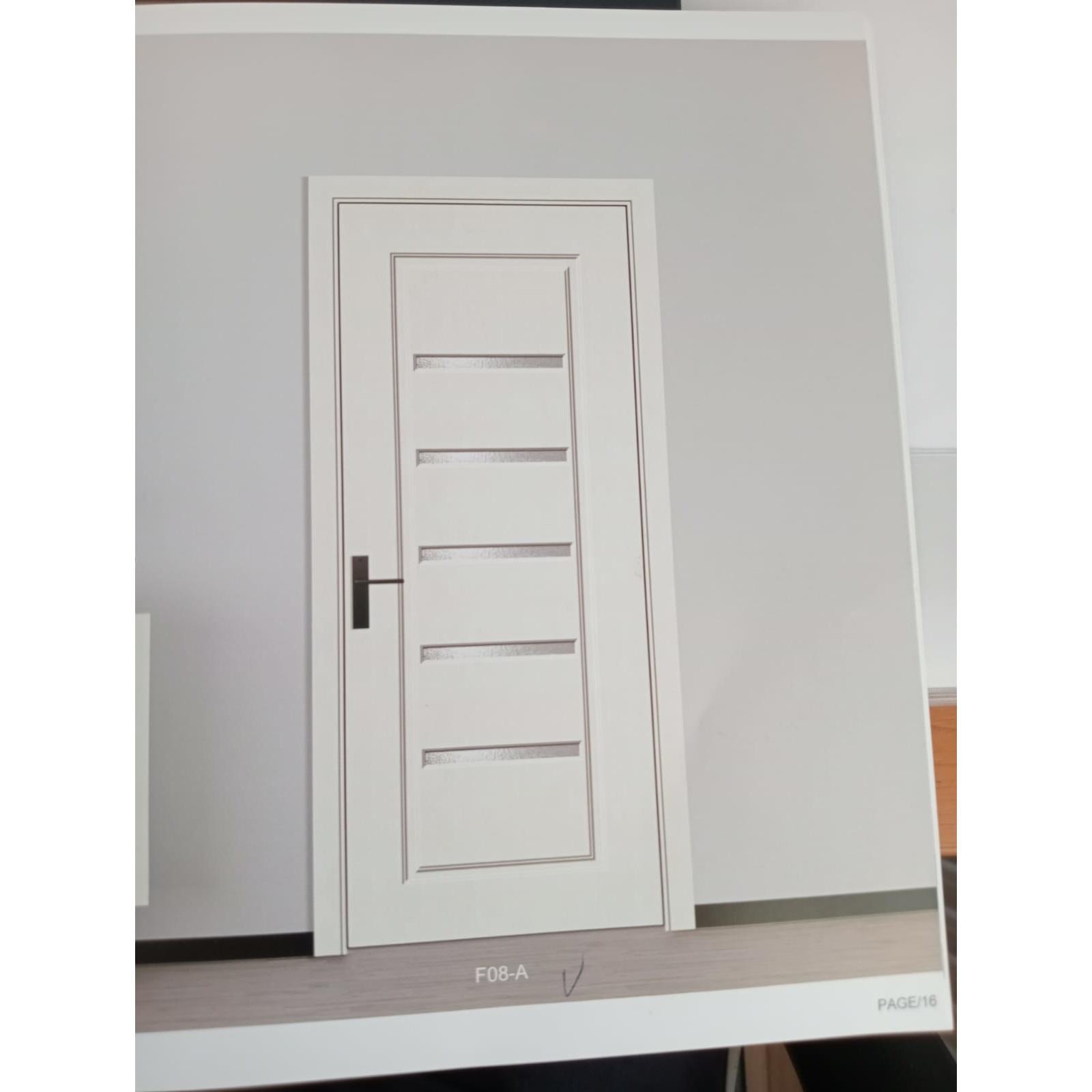Belső faajtó üveggel Super Door F08-78-A bal/jobb, zsanérok és kilincs ...