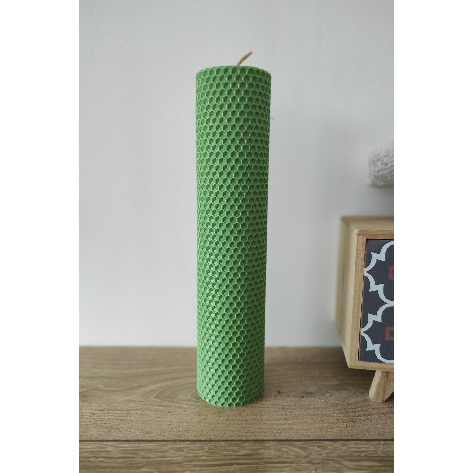 Lumanare din ceara naturala, Verde, 26 cm, Colorart - eMAG.ro
