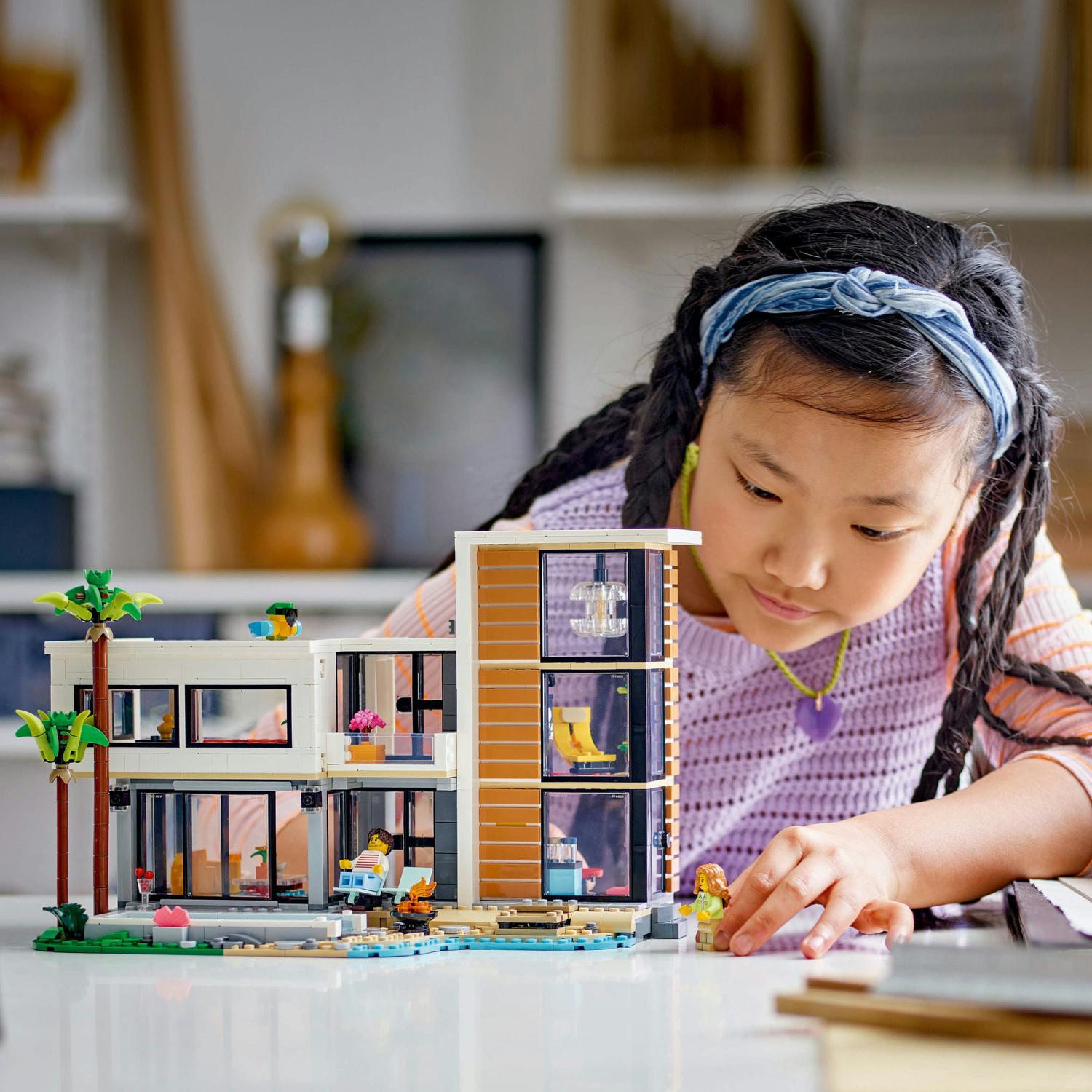 LEGO® Creator 3 in 1 - Casa moderna 31153, 939 piese - eMAG.ro