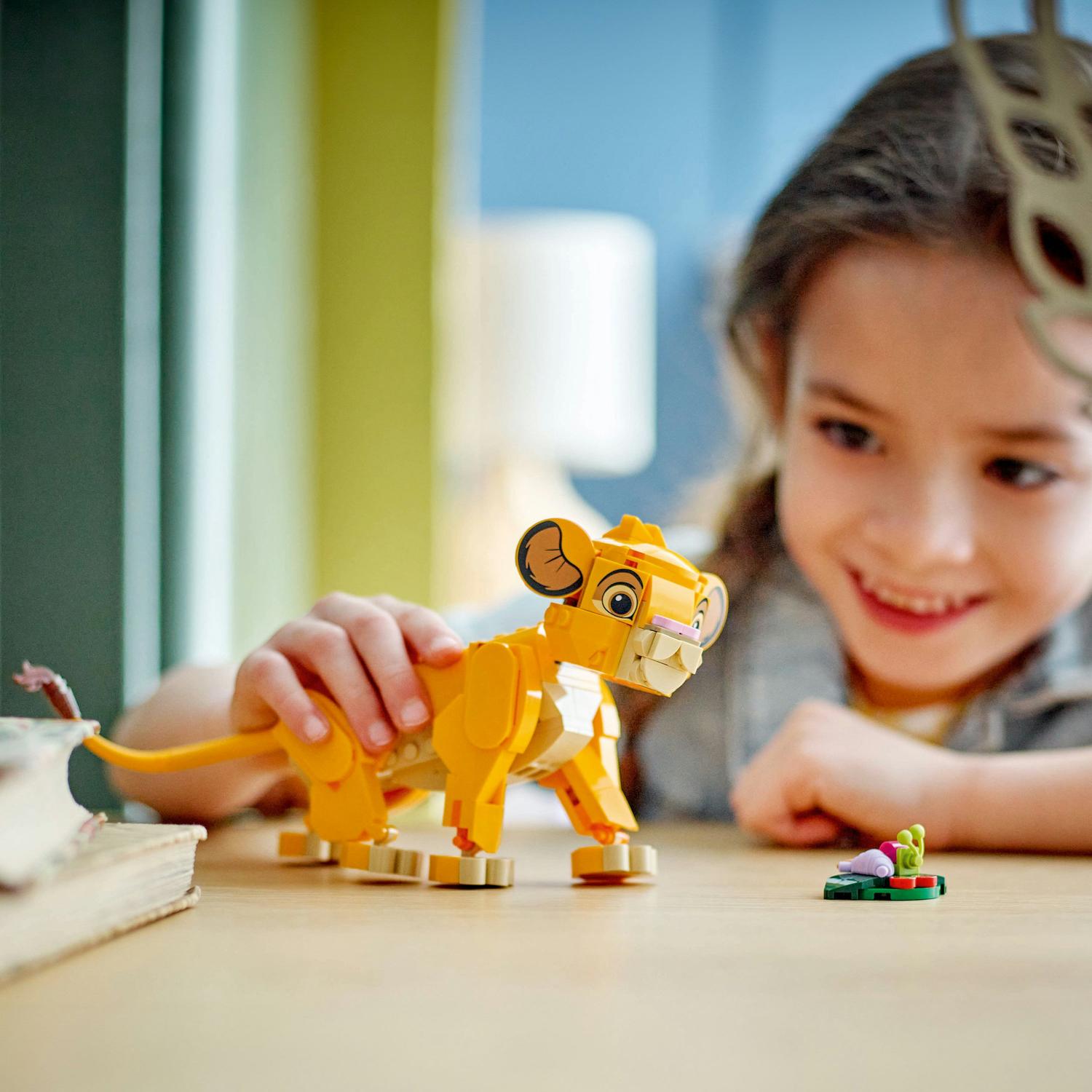 Jucarii pentru copii: LEGO Disney Puiul Simba - Regele Leu 43243, 222 ...