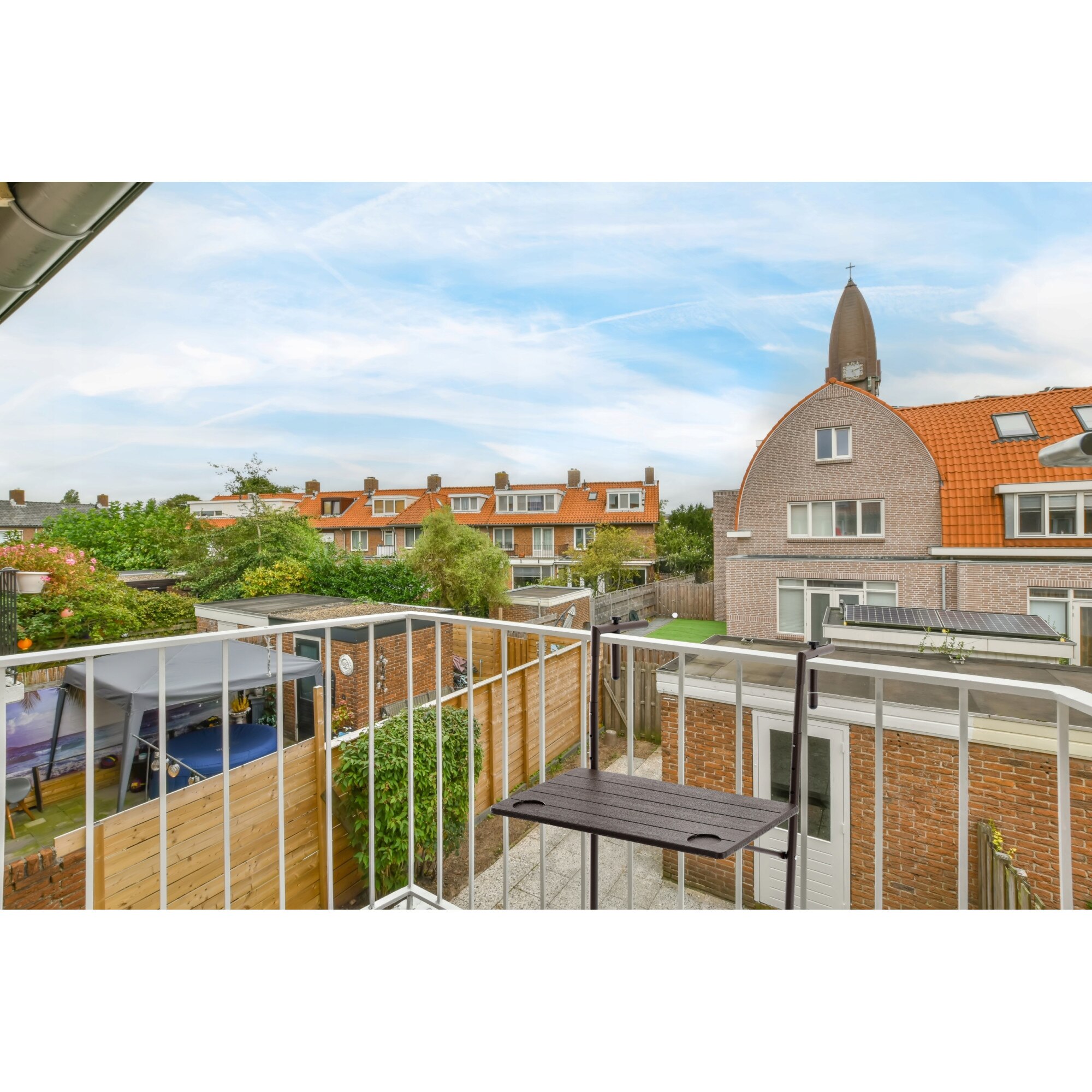 Masa de balcon pliabila, inaltime reglabila, imitatie lemn, suporturi ...