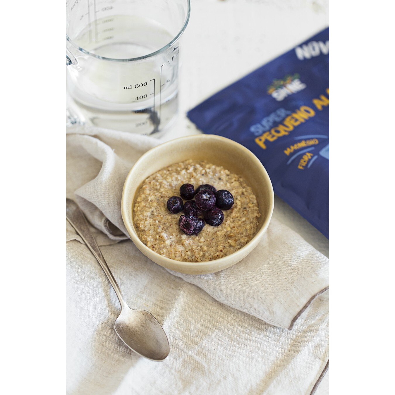 Cereale instant BIO cu ovaz, chia si arahide Shine, 300 g - eMAG.ro