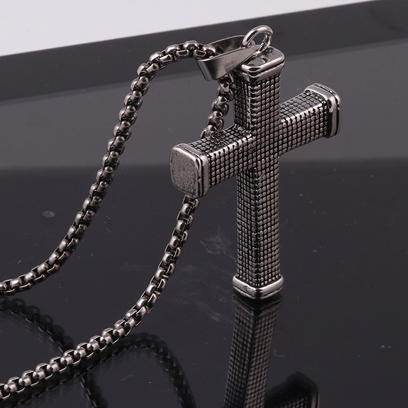 Lant cu pandantiv cruce solida, model believer, tematica religioasa ...