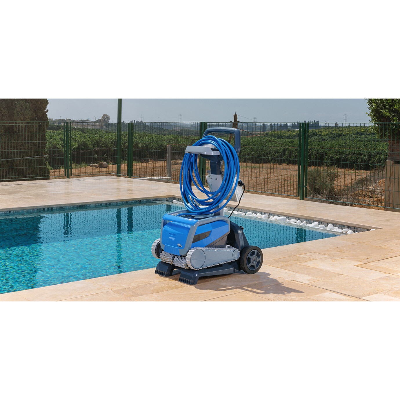 Robot piscina Maytronics Dolphin M550 - eMAG.ro