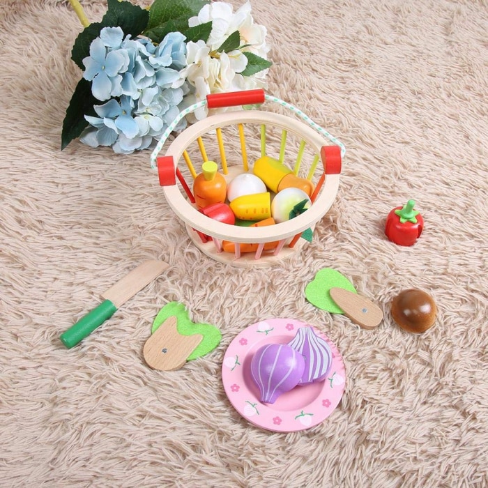 Jucarie lemn Cosuletul cu Legume de feliat, multicolor - eMAG.ro