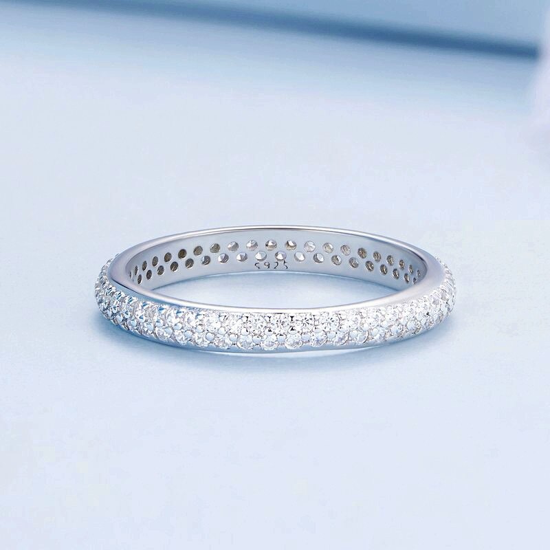 Inel din argint 925, stil verigheta, cu pietre din zirconiu, Zenovia (Marime inel: 7) - eMAG.ro