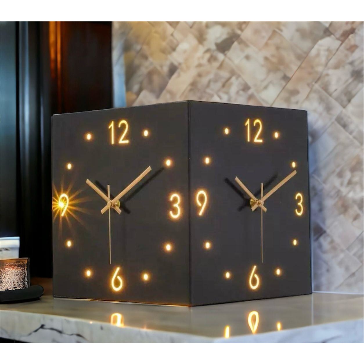 Ceas de perete patrat cu doua fete, iluminat cu sensor de miscare ...