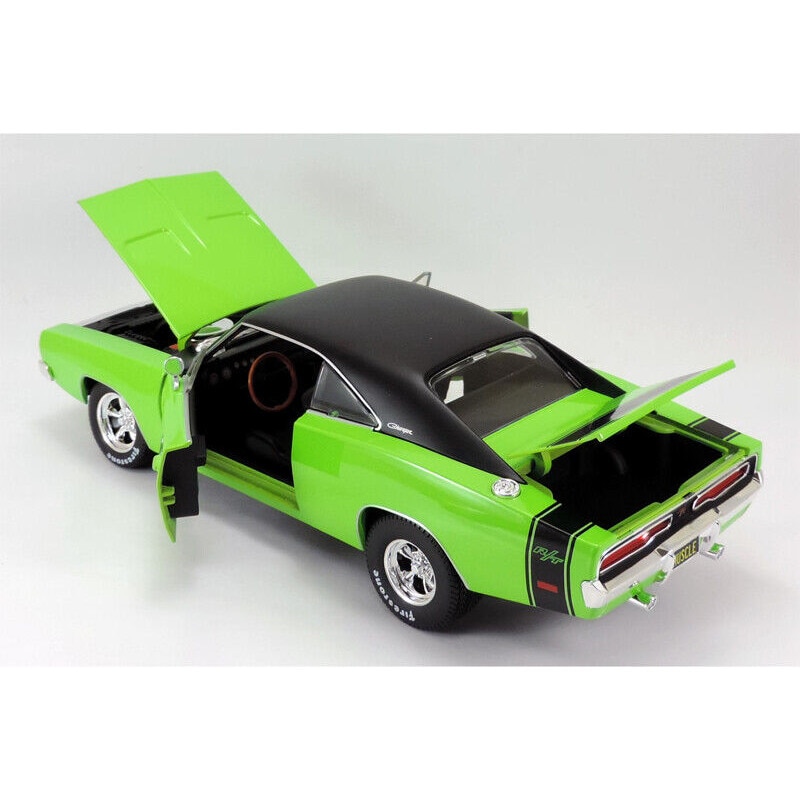Macheta Dodge Charger R/T 1969 verde/negru - 1/18 Maisto Design - eMAG.ro