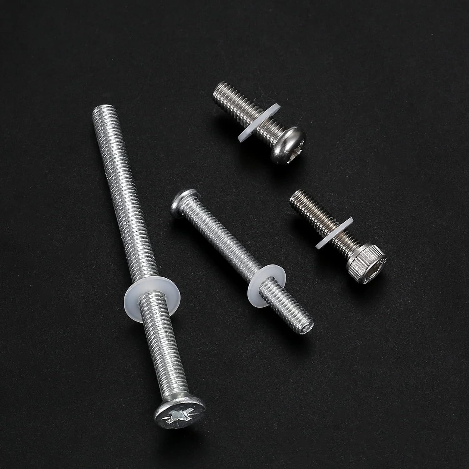 Set 650 de bucati distantiere de izolatie din Nylon, M2, M2.5, M3, M4 ...