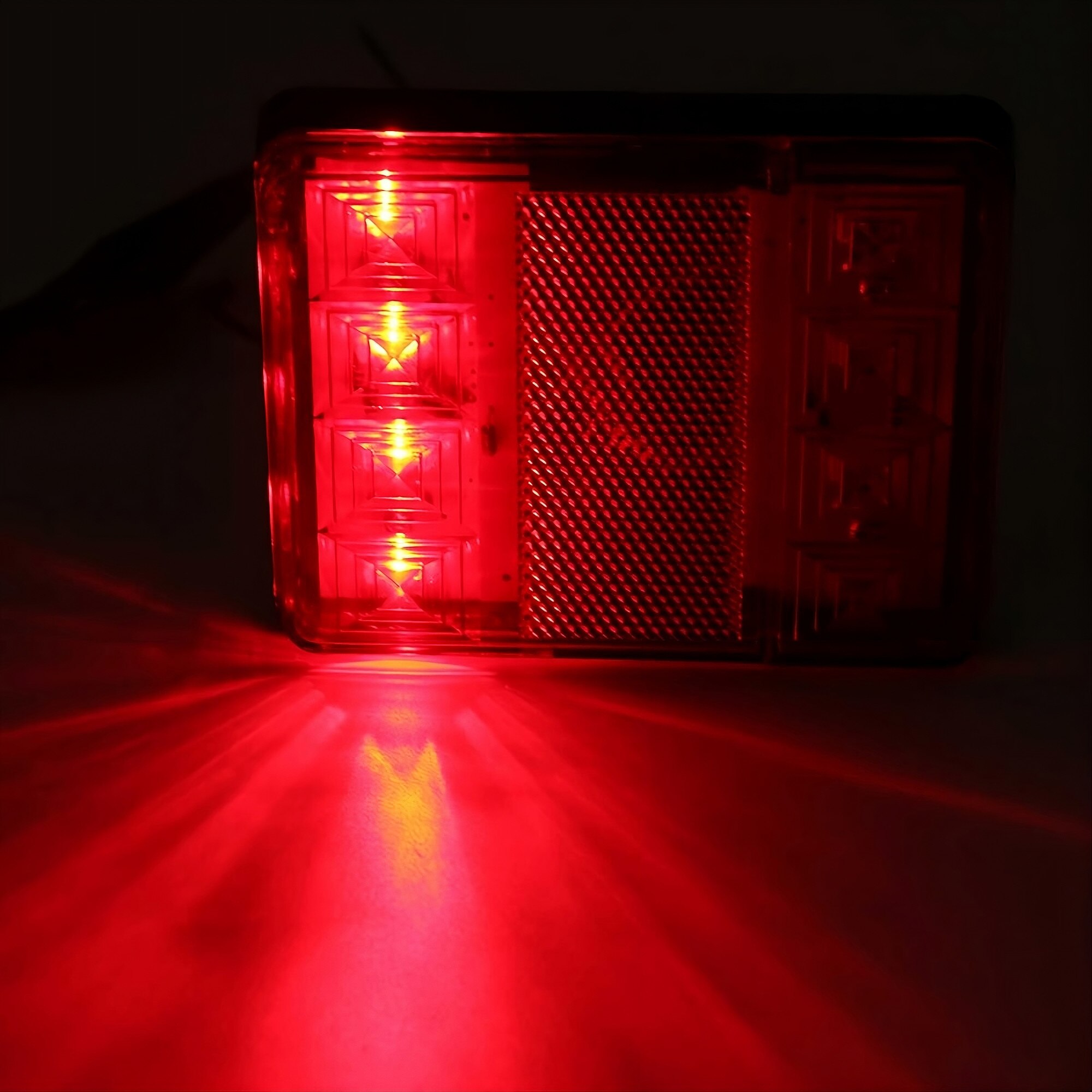 Set 2 Lampi Auto LED Spate Retoo pentru Remorca, Camion si Trailer ...