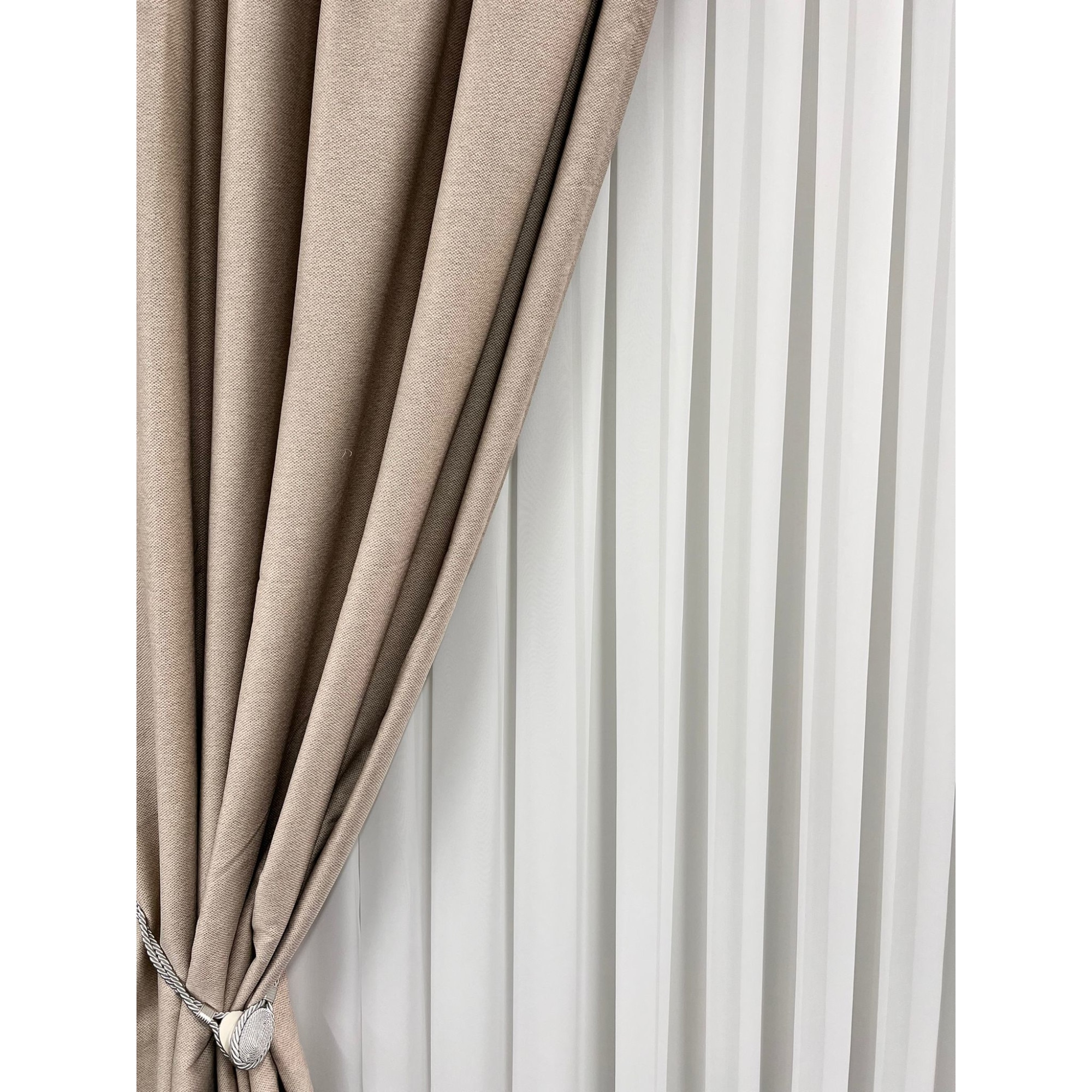 Set 2 draperii blackout pe textura de in, bej, lucrate pe rejansa lata ...