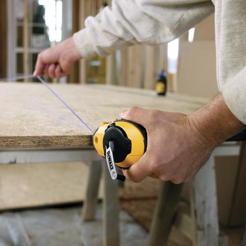 Trasor cu sfoara 30M Dewalt plus Creta delimitare Dewalt 113g - eMAG.ro