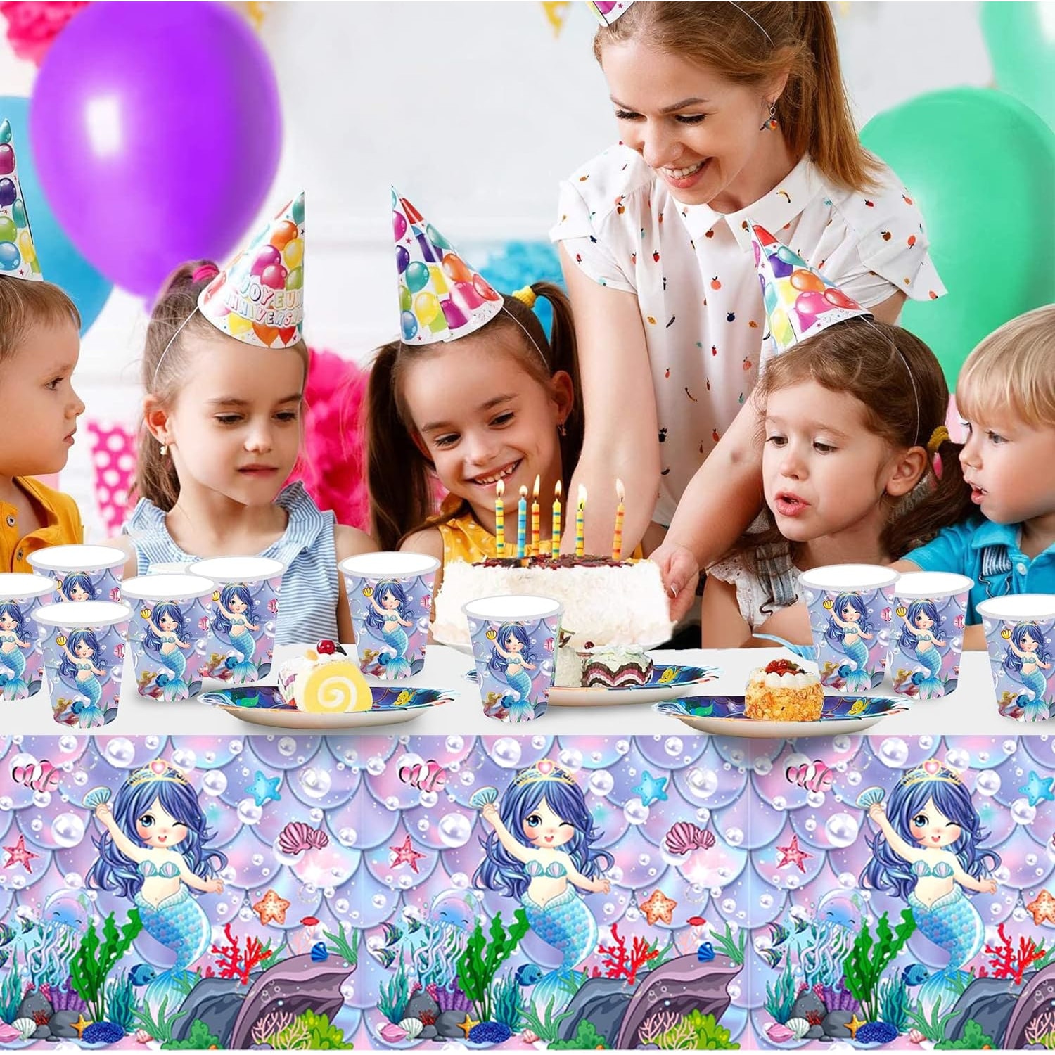 Set de petrecere pentru 16 persoane format din 16 farfurii, o fata de ...