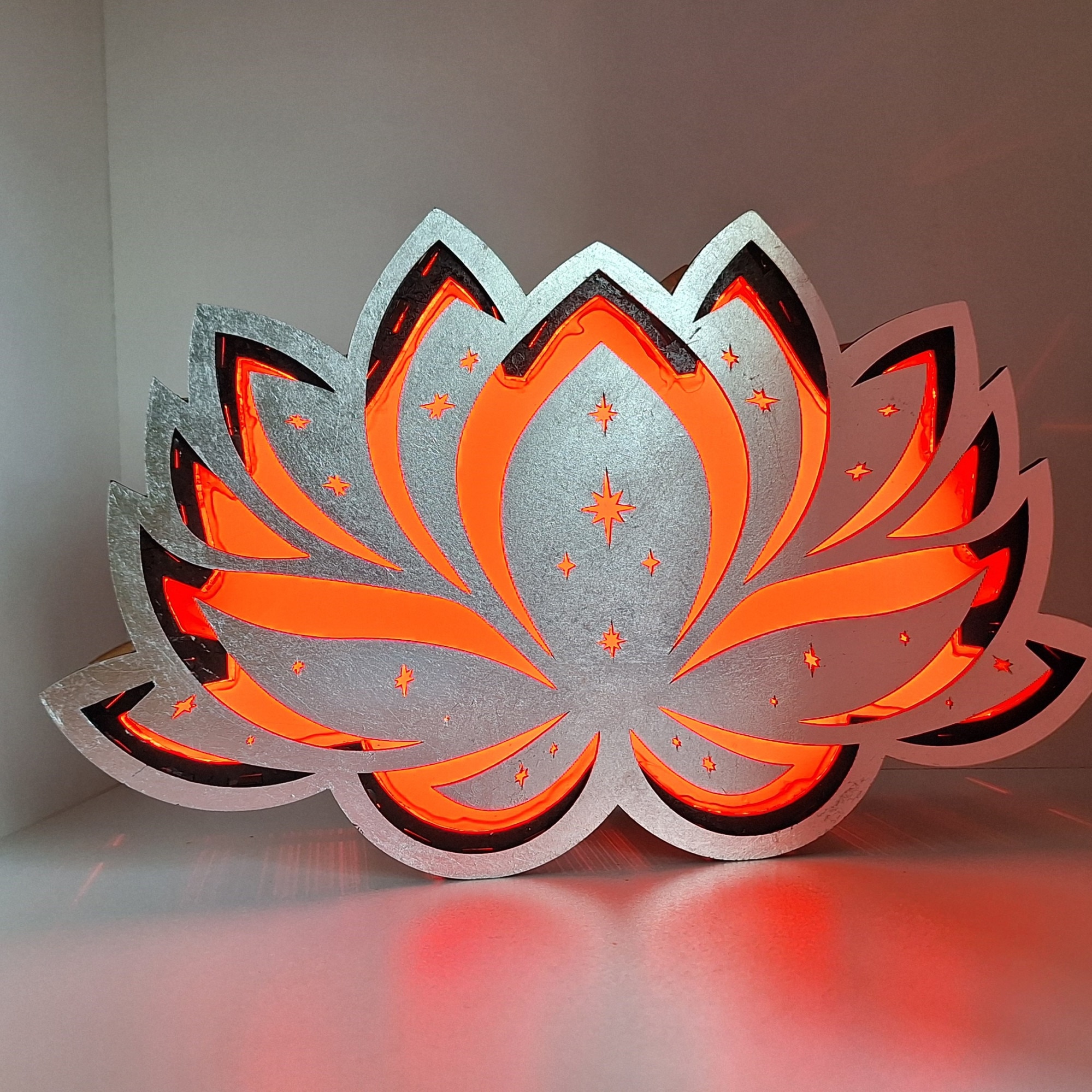Лампа, Lotus, Silver, RGB, Wood, Bluetooth, 12w - eMAG.bg