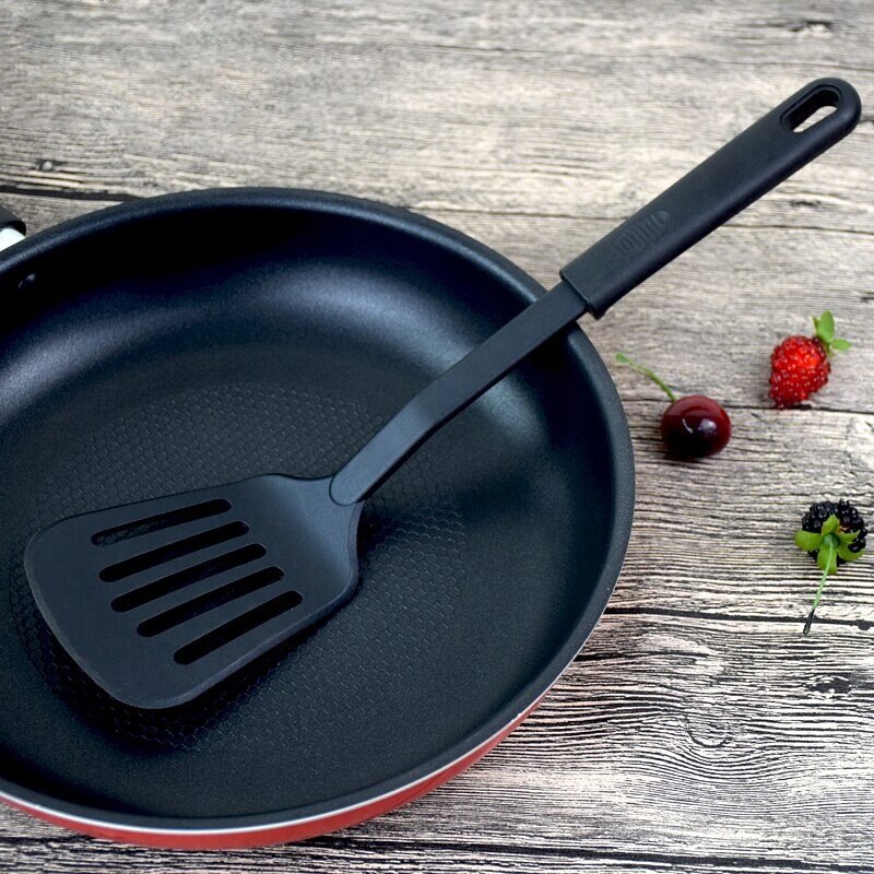 Set de oale emailate Klausberg KB 7170 rosii cu ustensile de bucatarie ...