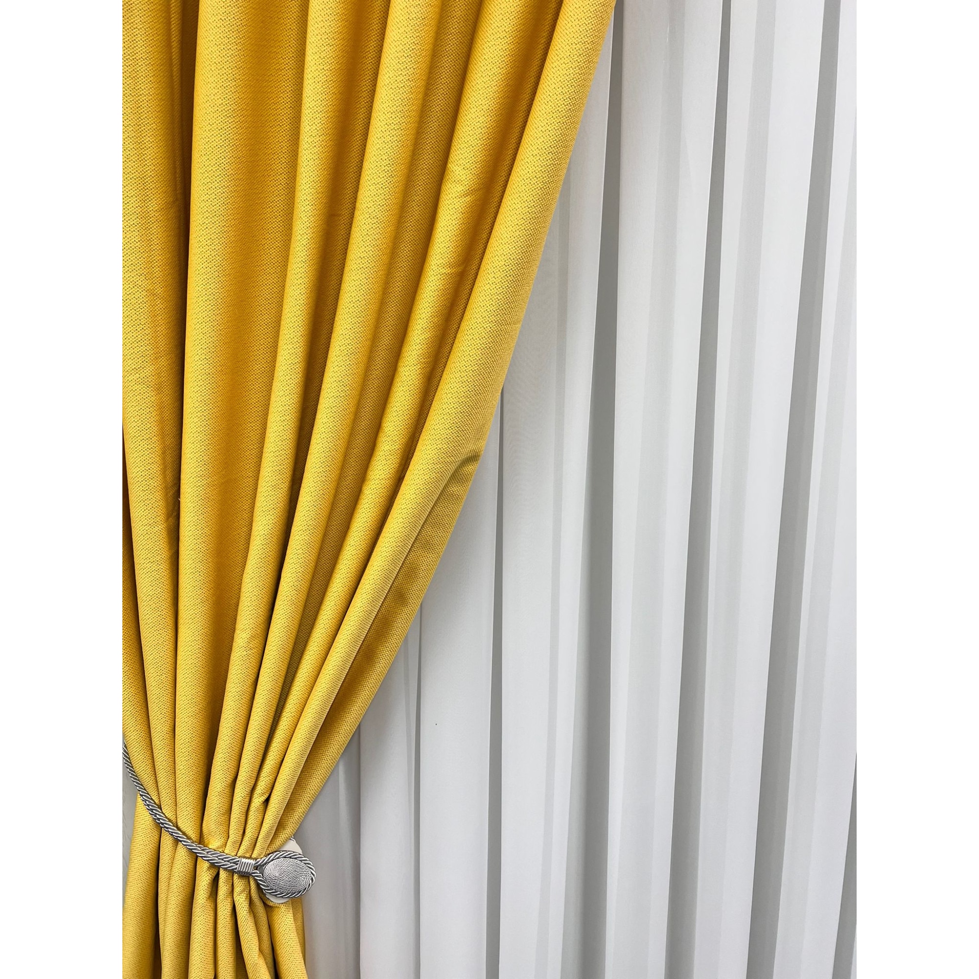 Set 2 draperii blackout pe textura de in, galben, lucrate pe rejansa ...