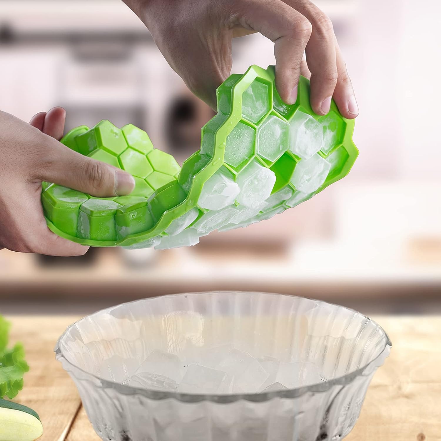 Set 2 tavi din silicon pentru gheata forma hexagon, 37 cuburi gheata ...