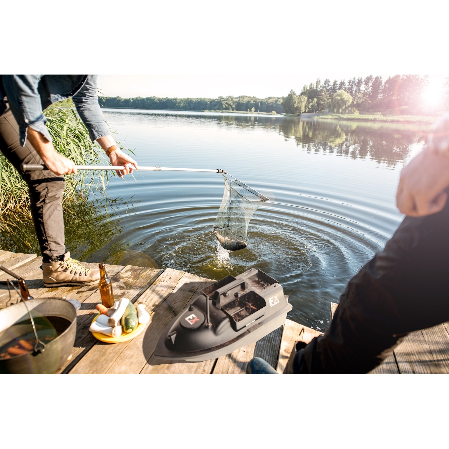 Barca de momeala cu GPS, Expeditie de pescuit, Lacul Xlegend, controlat ...