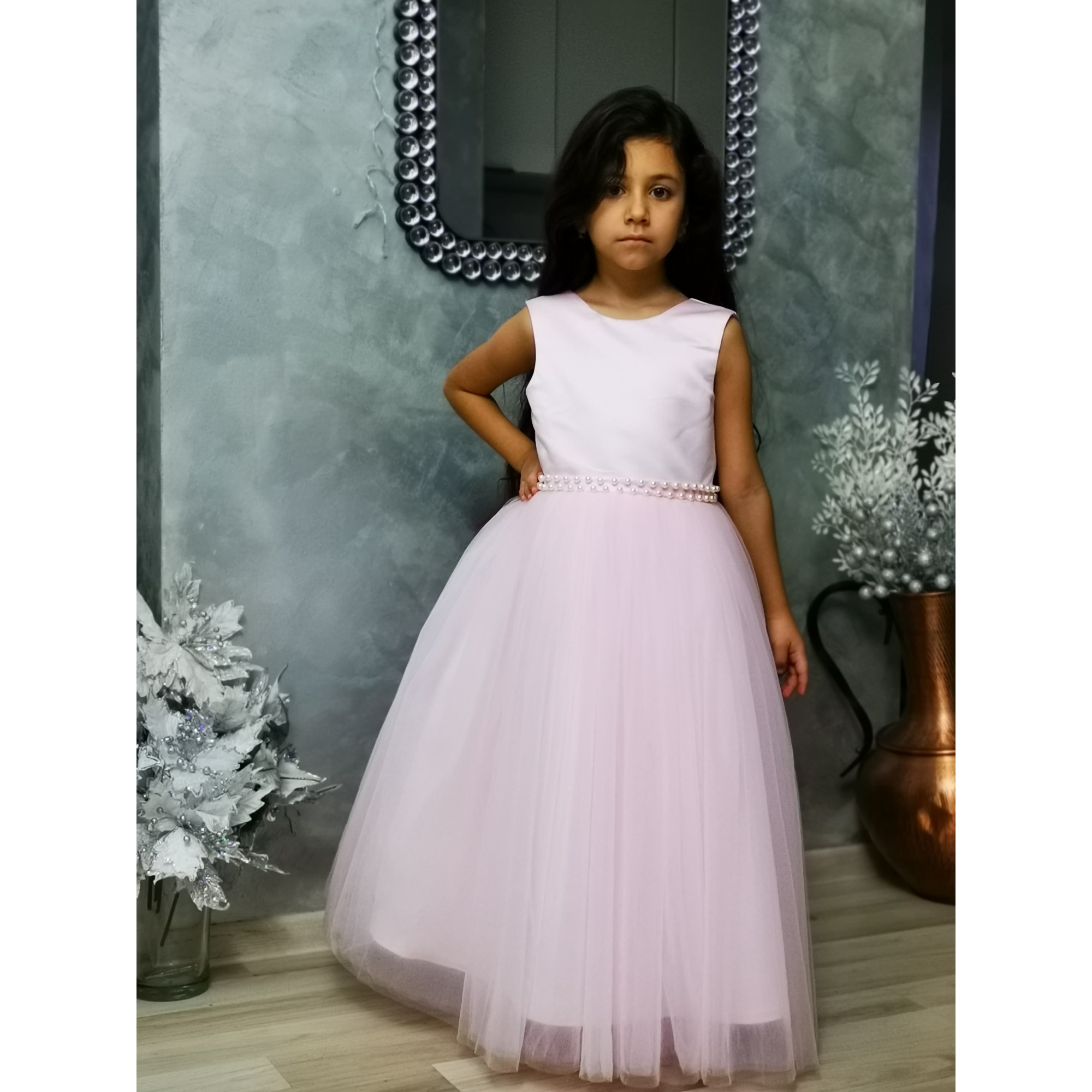 Rochita de printese cu perle si fonta, in V la spate model unicat, Roz ...