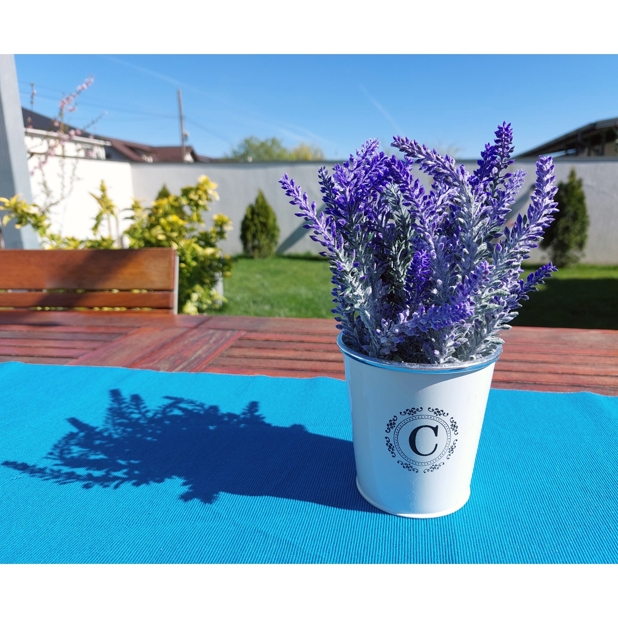 Lavanda artificiala in ghiveci metalic, alb, cu aspect natural, 27 x 10 ...