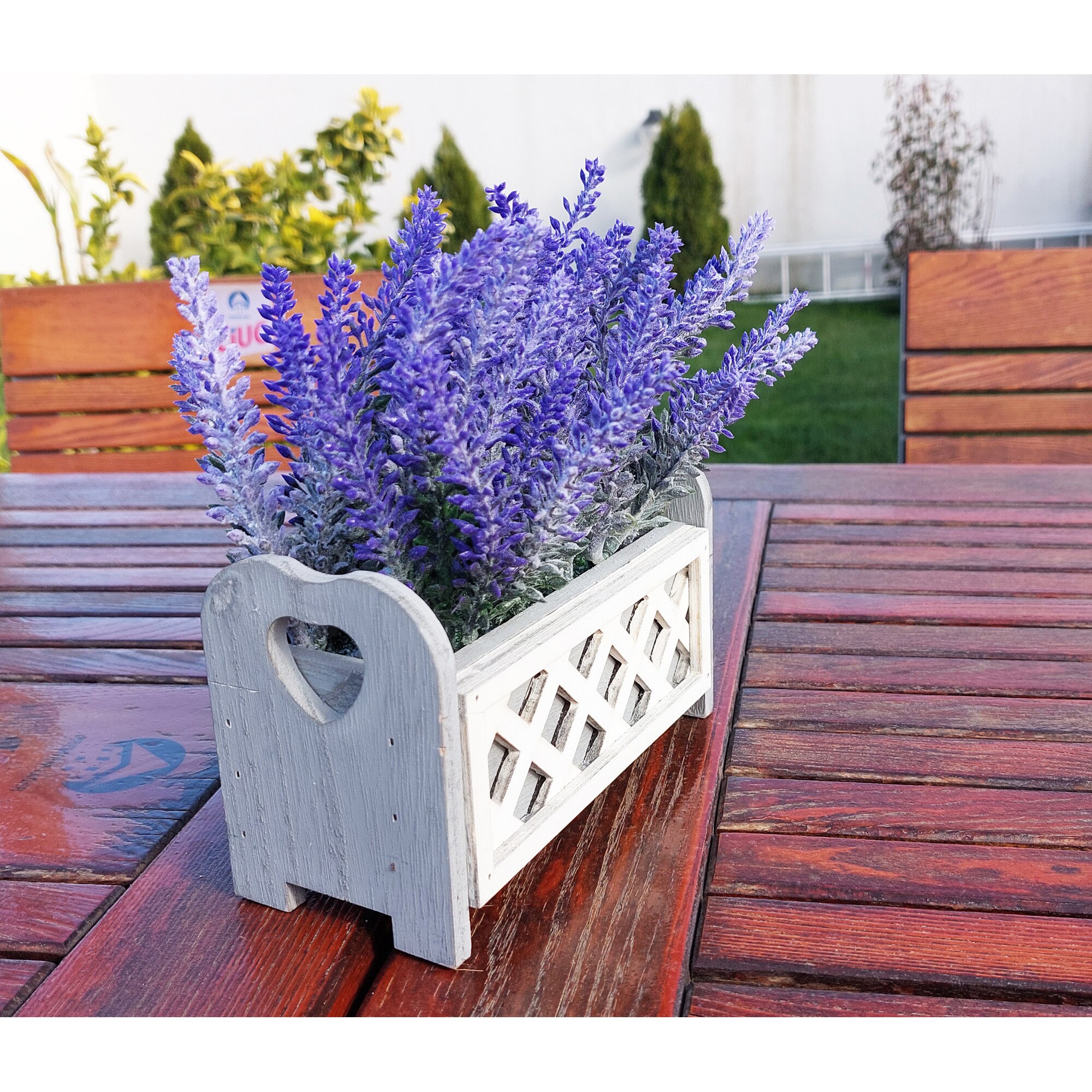 Lavanda artificiala cu aspect natural, in ghiveci din lemn diagonal, 16 ...