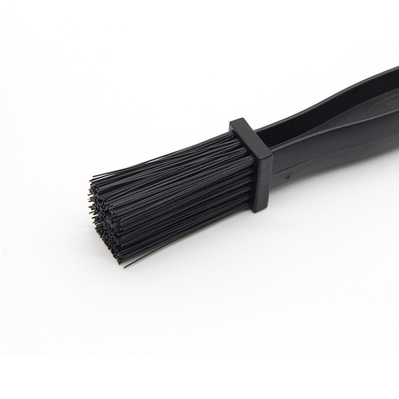Perie plastic pentru curatat lanturi NYTRO Brush - eMAG.ro