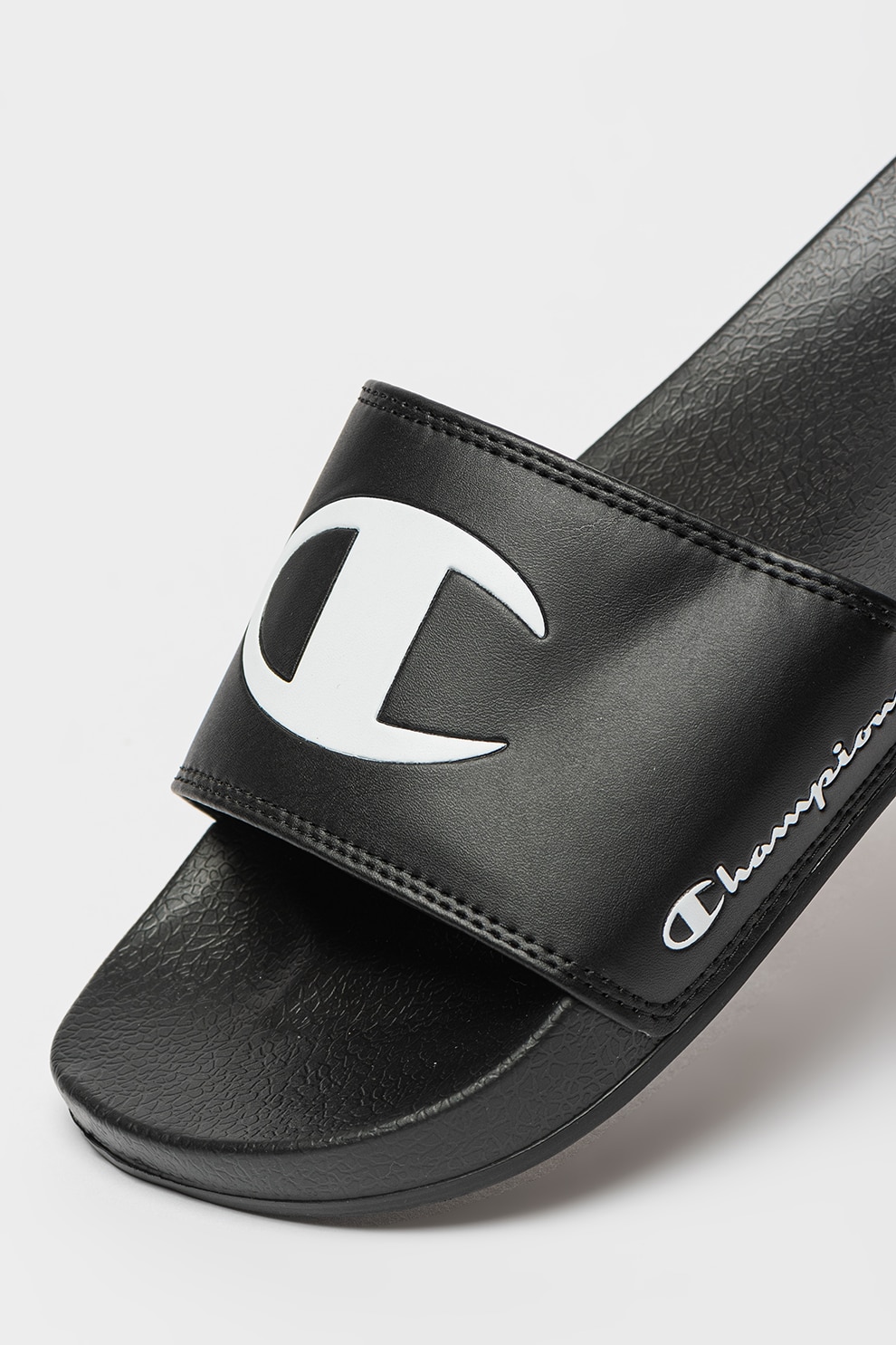 Champion, Papuci cu logo Manus, Negru, 42 - eMAG.ro