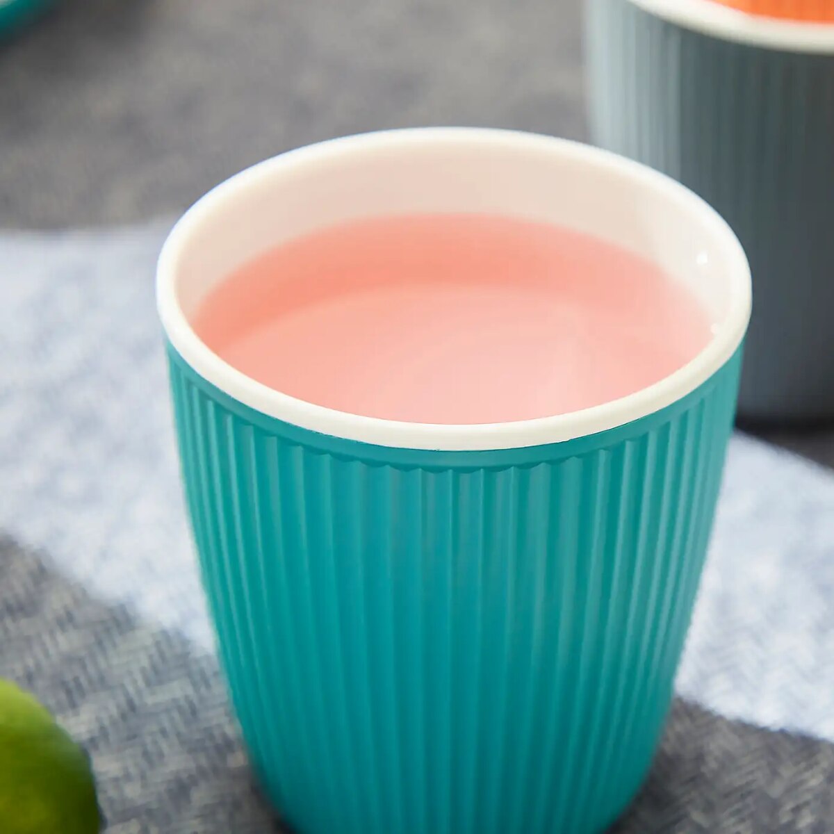 Set 4 Pahare plastic, Reutilizabile, 400ml, Multicolor, 10 x 8 cm - eMAG.ro