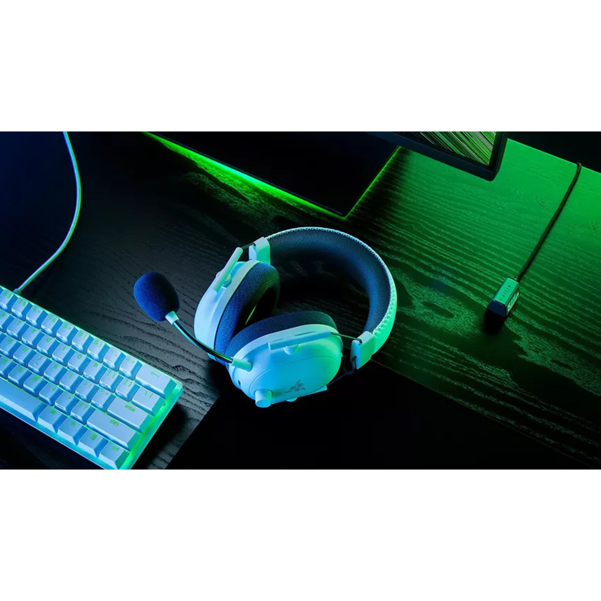 Casti cu Fir Razer BlackShark V2 X Wired Gaming ALB - eMAG.ro