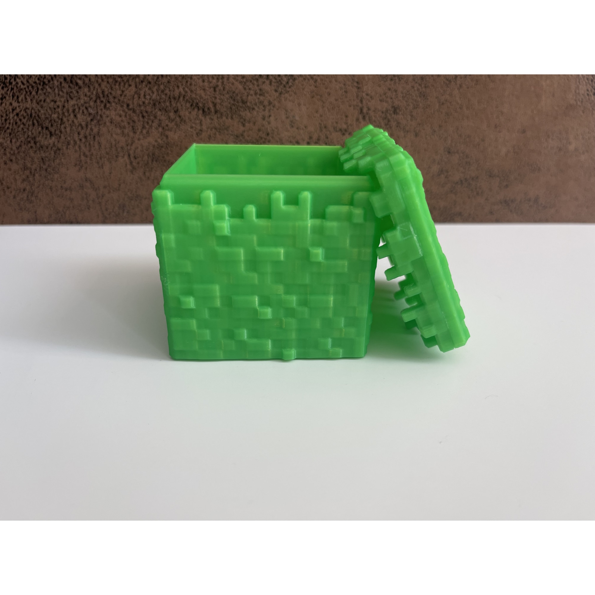 Pusculita cu capac detasabil tip Minecraft, in forma de cub, plastic ...