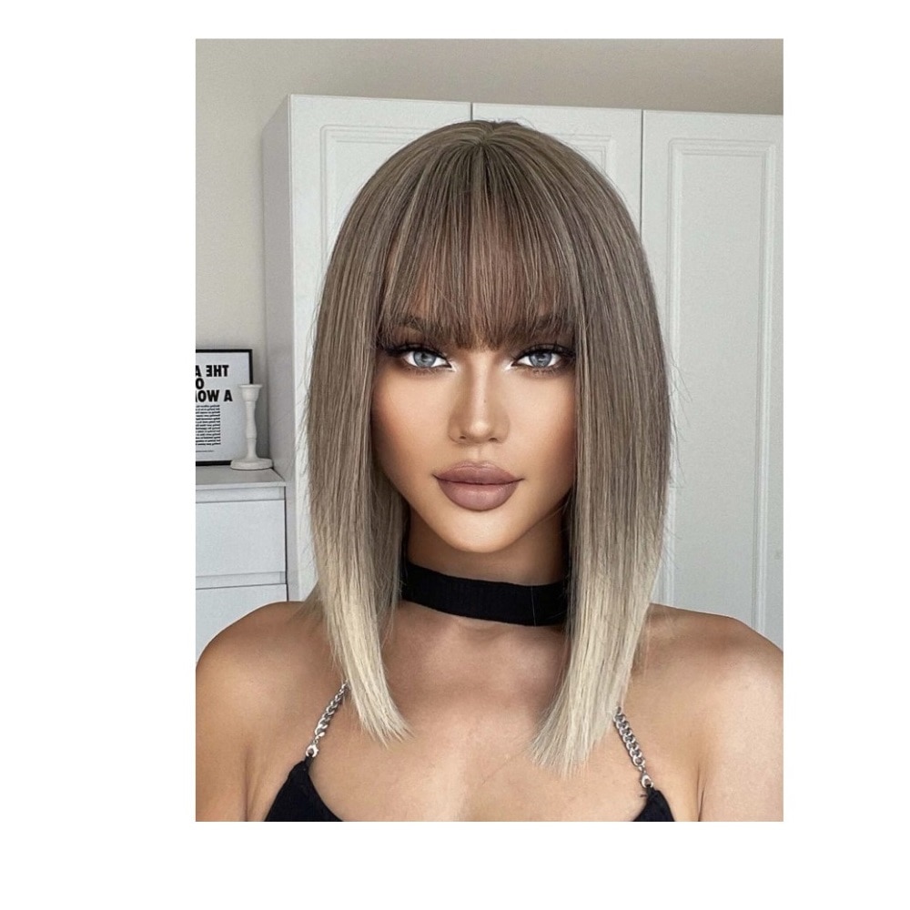 Peruca pentru femei, par scurt drept, cu breton, imita parul natural ...