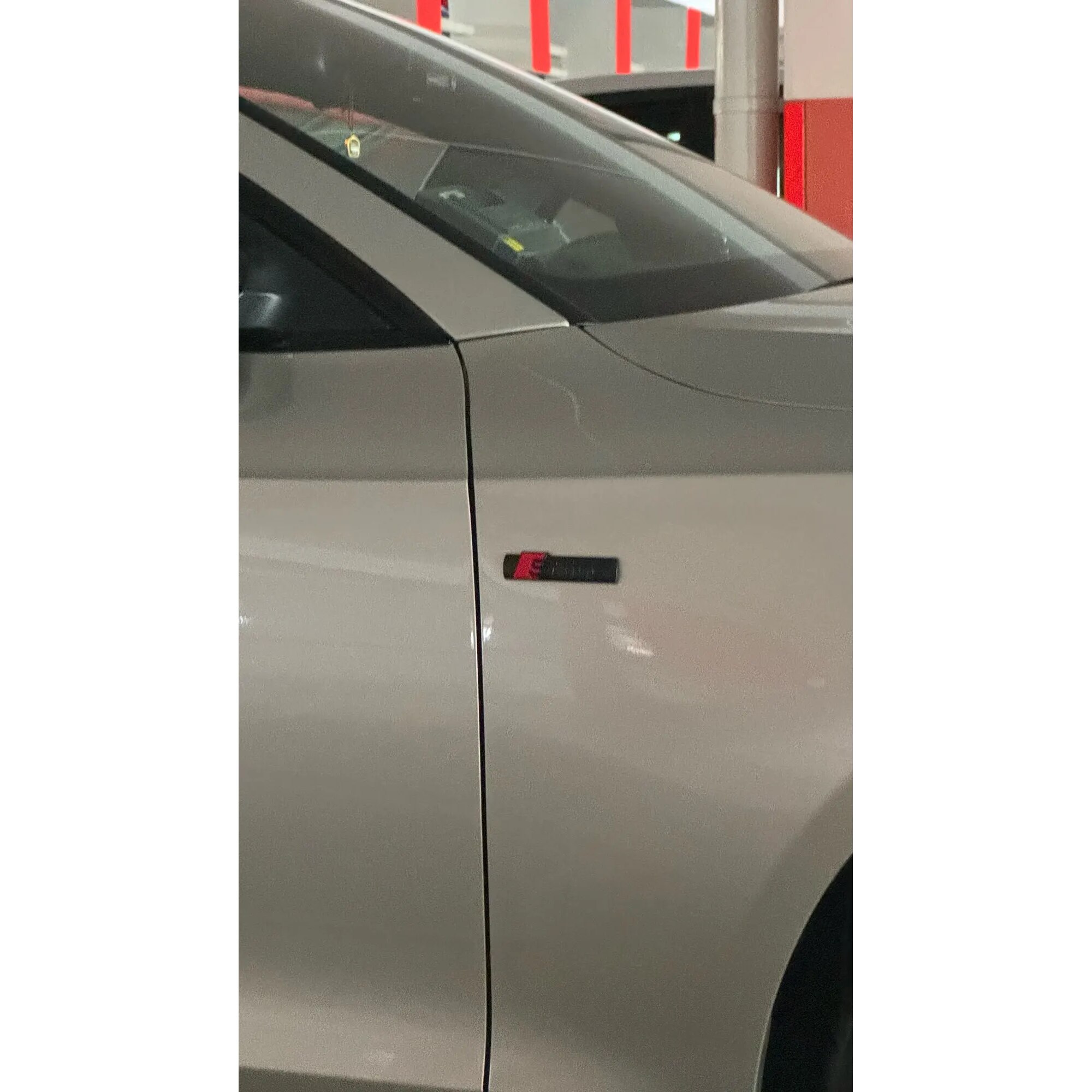Emblema Metalica cu Logo Sline pentru Aripa compatibila cu AUDI, Negru ...