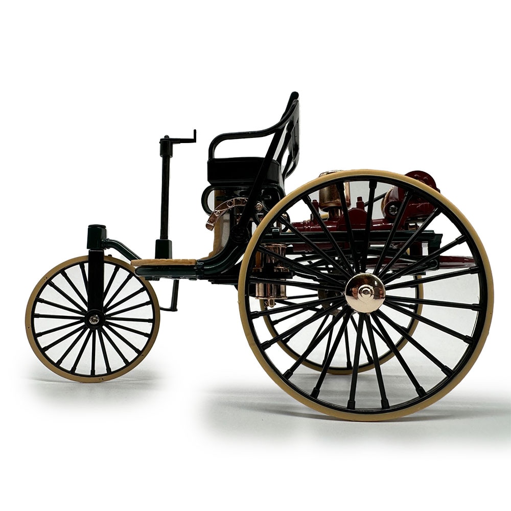 Macheta Triciclu cu motor Benz 1886, Primul automobil patentat din lume ...