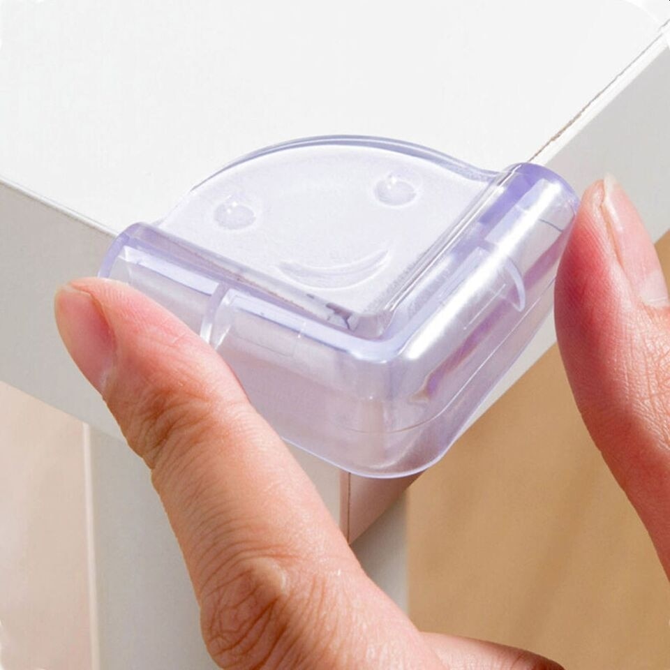 Set 10 Coltare Transparente Autoadezive CCmax pentru Protectie la ...