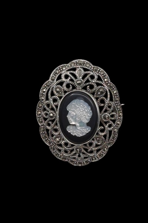 Brosa din argint 925 TSR, camee cu pietre naturale, marcasite model ...