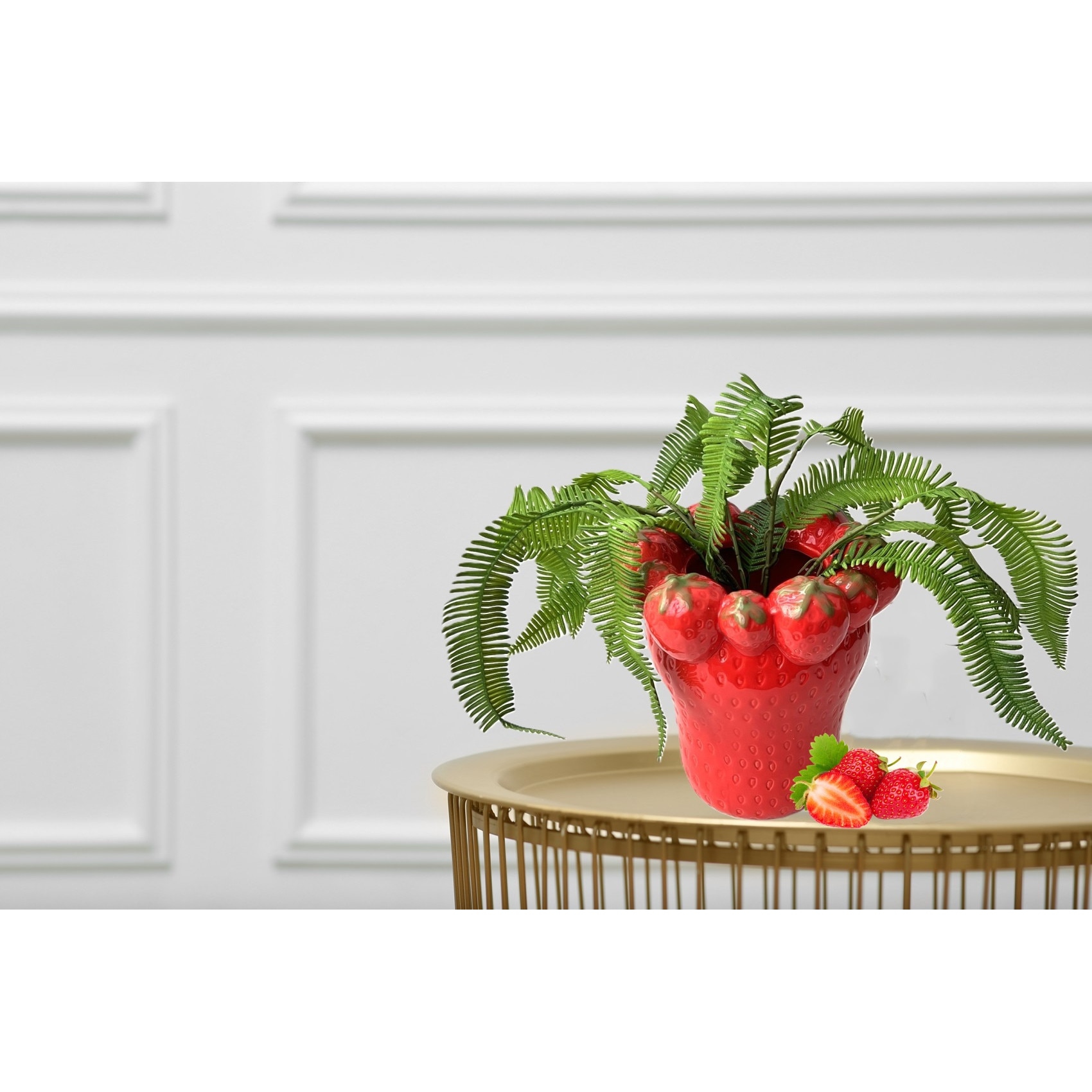 Vaza din ceramica cu capsuni décor si ramura feriga artificiala, rosu ...