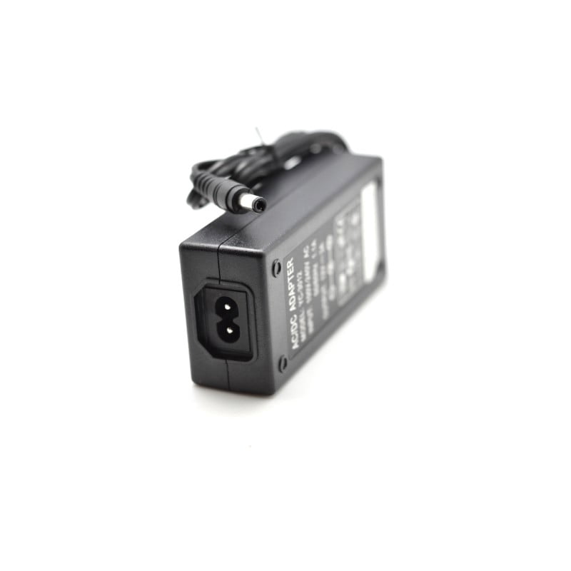 Alimentator Transformator Stabilizat 220V, 12V, 3A - eMAG.ro
