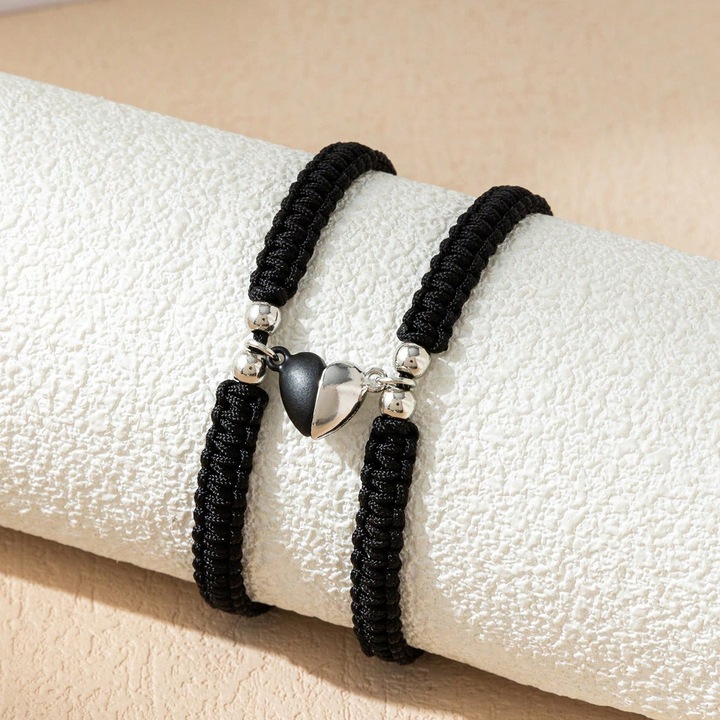 Set bratari cuplu cu inimioara jumatet argintie, jumatate neagra ...