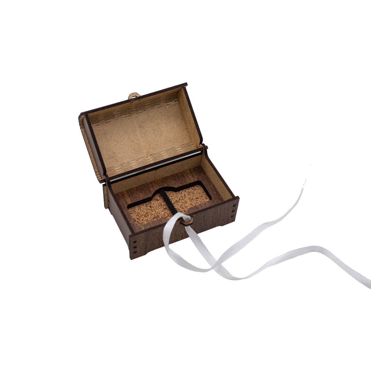 Pachet 5 cutii de stick USB din MDF in forma de cufar personalizat cu ...