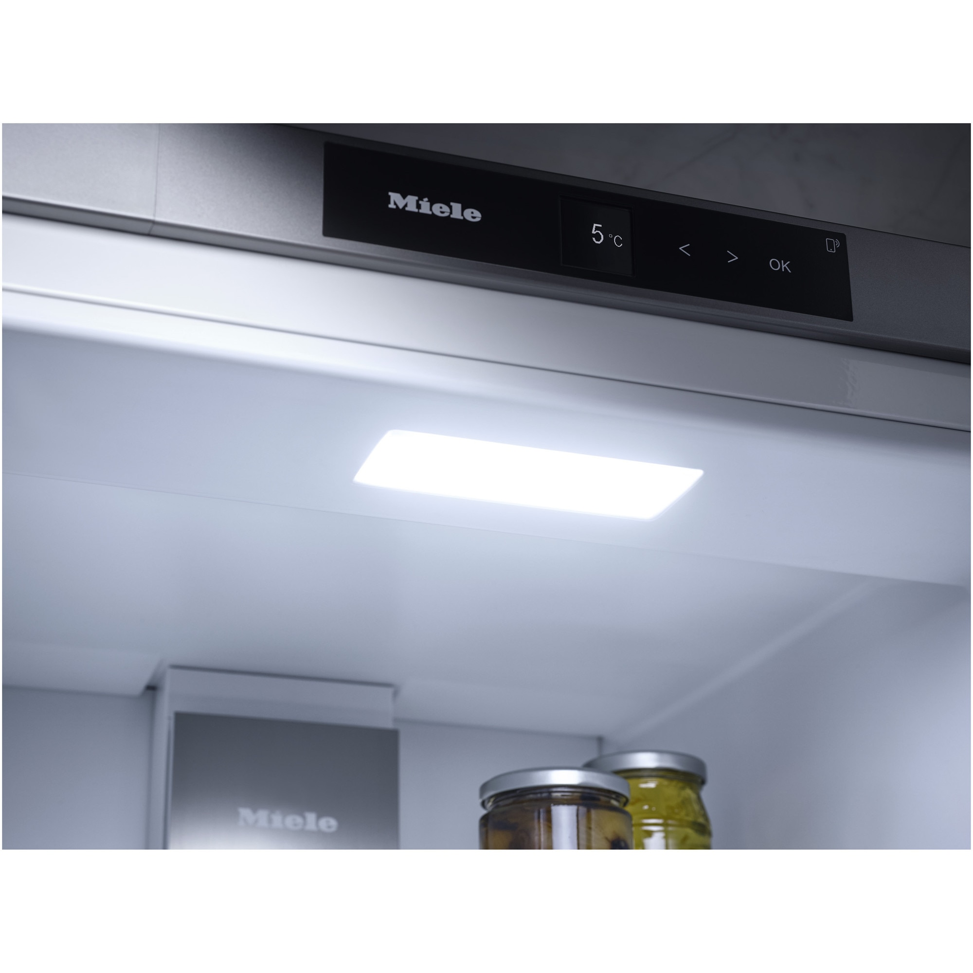 Frigider incorporabil K 7747 C, 294 l, PerfectFresh Pro, DynaCool ...