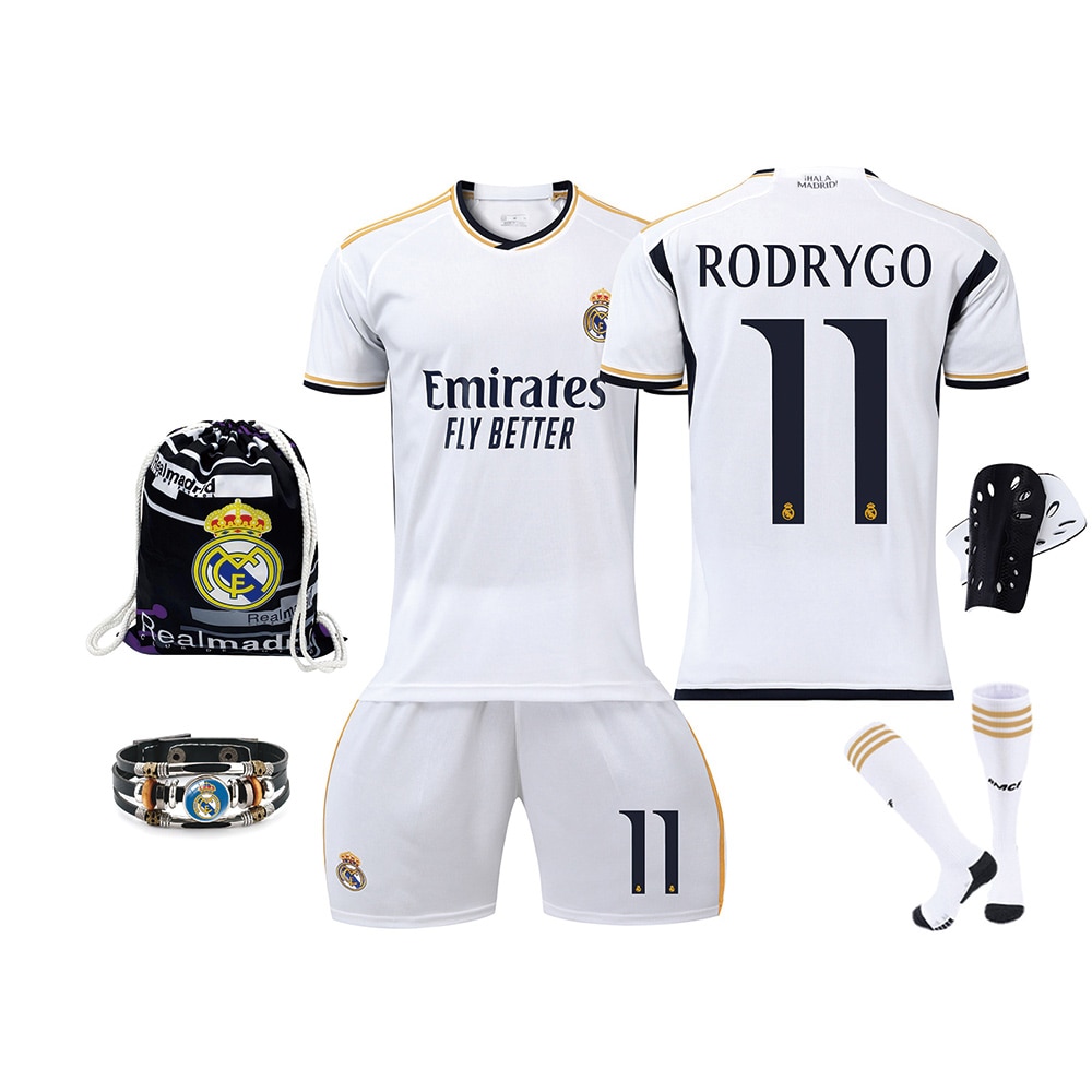 Set echipament acasa Real Madrid, sezon 2023-2024, poliester, alb, 160 ...