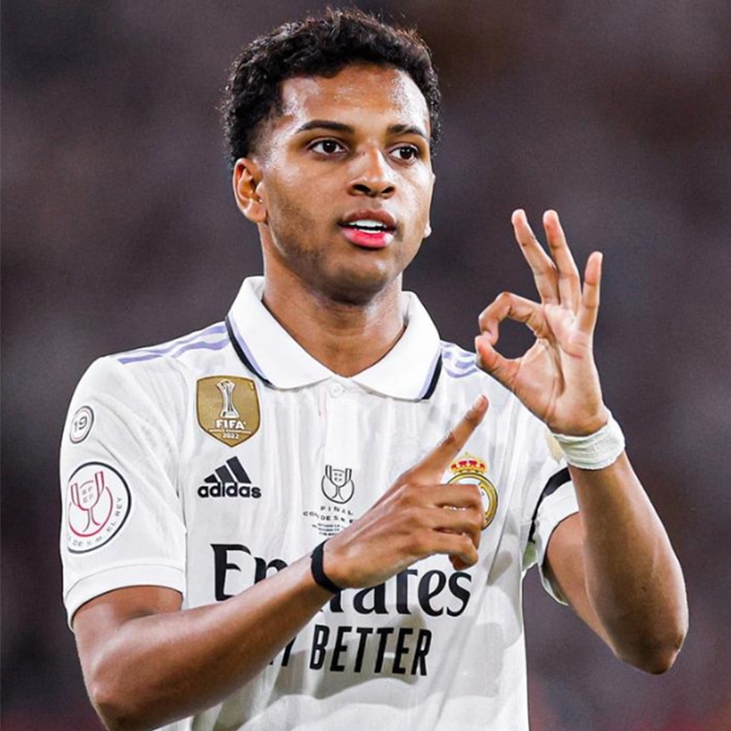 Set echipament acasa Real Madrid, sezon 2023-2024, poliester, alb, 160 ...