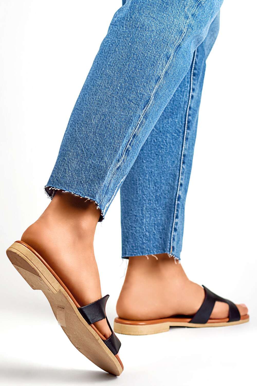 Slapi dama, Piele Naturala, Negru 36 - eMAG.ro