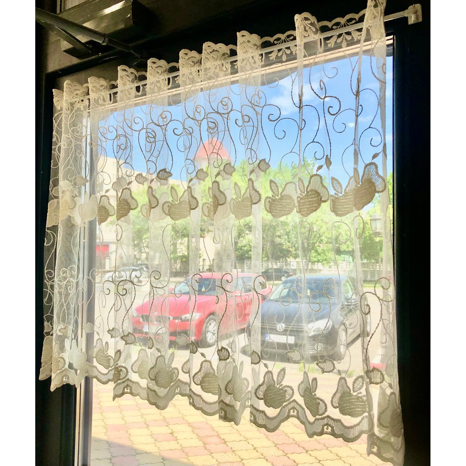 Perdea brodata ivoire, nesifonabila, scurta pentru bucatarie sau balcon ...